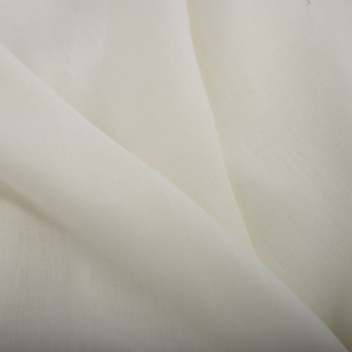 Fine woven offwhite linen fabric | Ecological Textiles