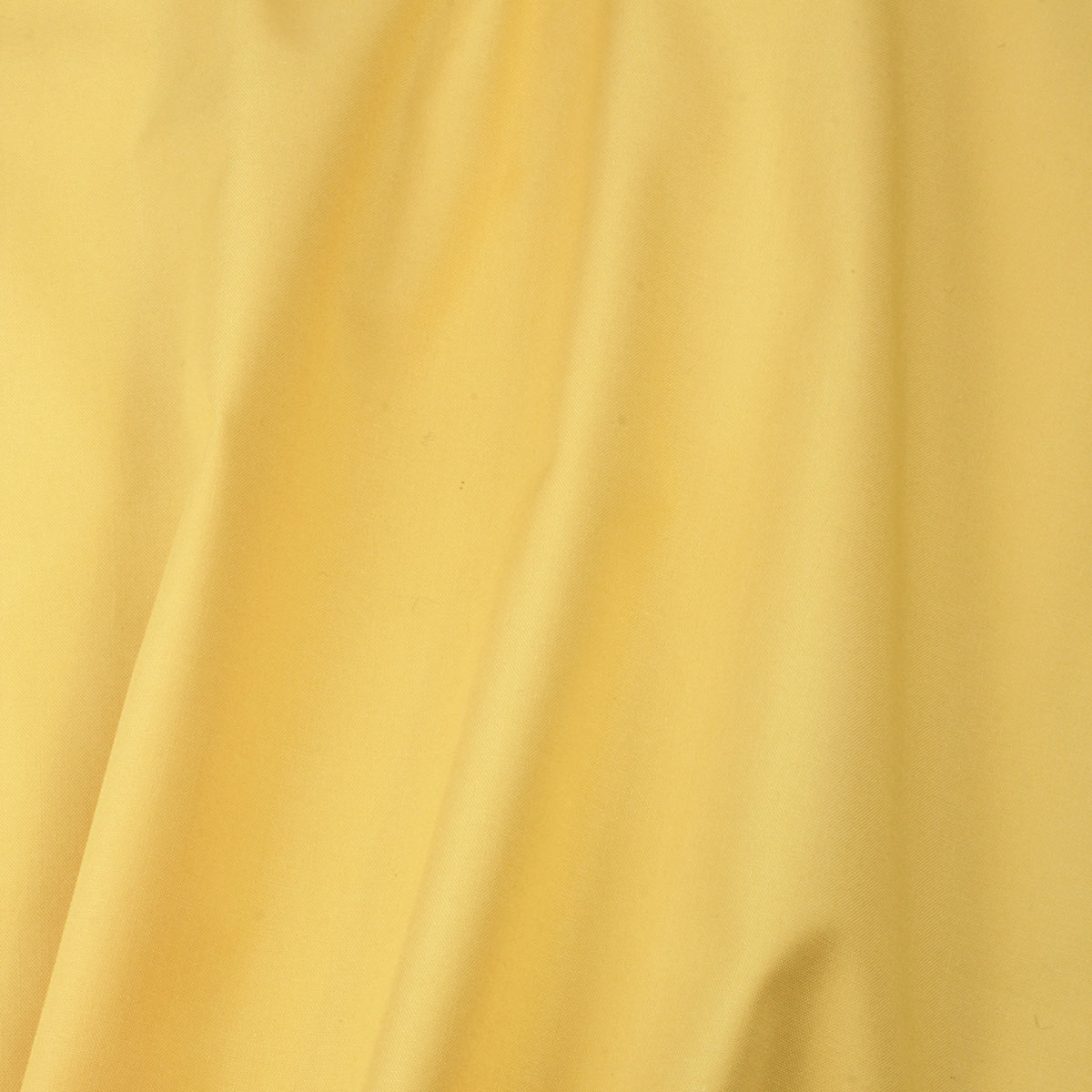 Yellow poplin of fine organic cotton