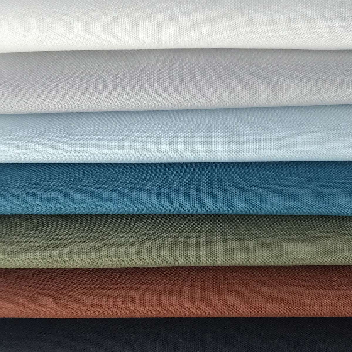 Samples of organic cotton batist